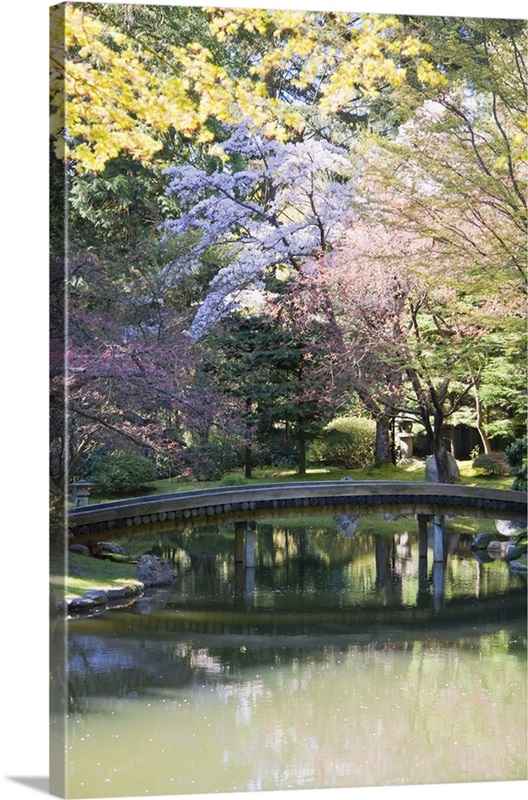 Bridge In Nitobe Memorial Garden, A Traditional Japanese Garden, Canada ...