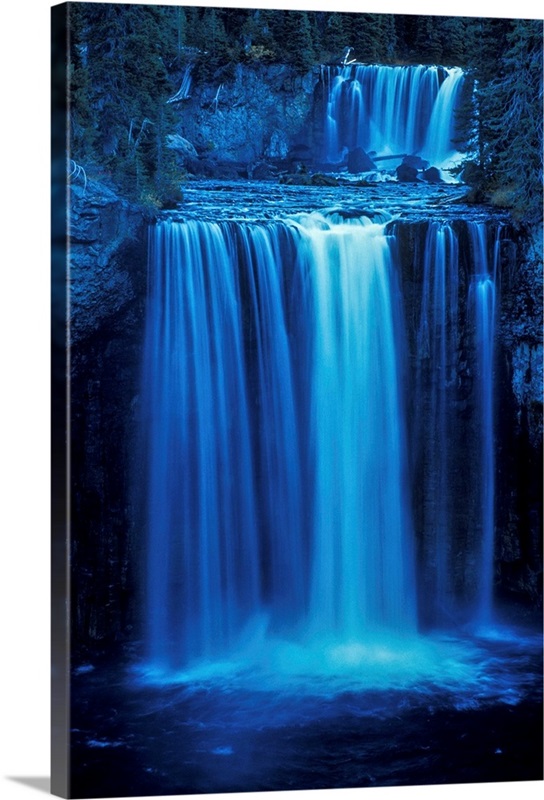 Colonnade Falls On The Belcher River In Yellowstone National Park ...