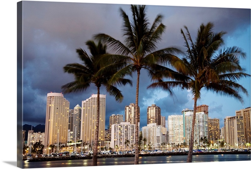 Hawaii, Oahu, Waikiki, Evening Sky View From Magic Island | Great Big ...
