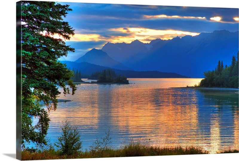 Sunrise on Lake Clark in Lake Clark National Park, Southcentral, Alaska ...