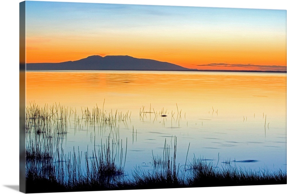 Sunset over Mount Susitna *Sleeping Lady* across Knik Arm Southcentral ...