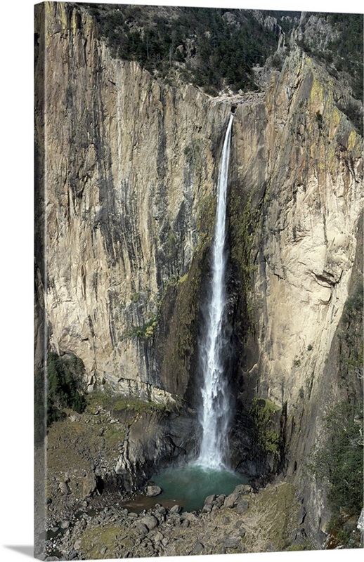 Basaseachi Falls, Mexico | Great Big Canvas