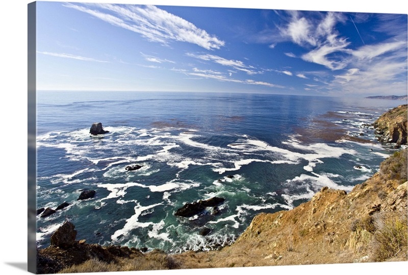 California, view of Pacific Ocean in Big Sur along the Pacific Coast ...