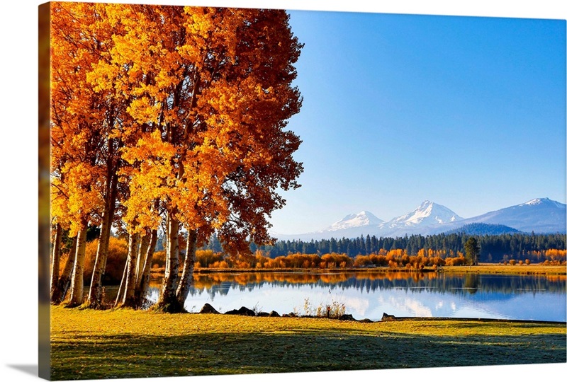 USA, Oregon, Bend, Fall At Black Butte Ranch In Central Oregon | Great ...