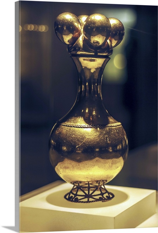 Colombia, Bogota, Poporo Quimbaya displayed at Gold Museum | Great Big ...