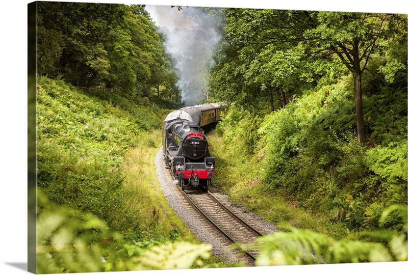 England, North York Moors National Park, North Yorkshire, Steam train ...