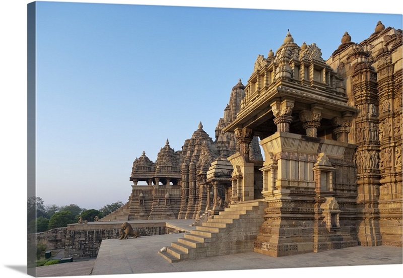 India, Madhya Pradesh, Khajuraho Temples, Devi Jagadamba Temple ...