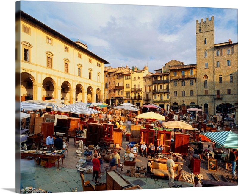Italy, Tuscany, Arezzo, Piazza Grande, antique trade market | Great Big ...
