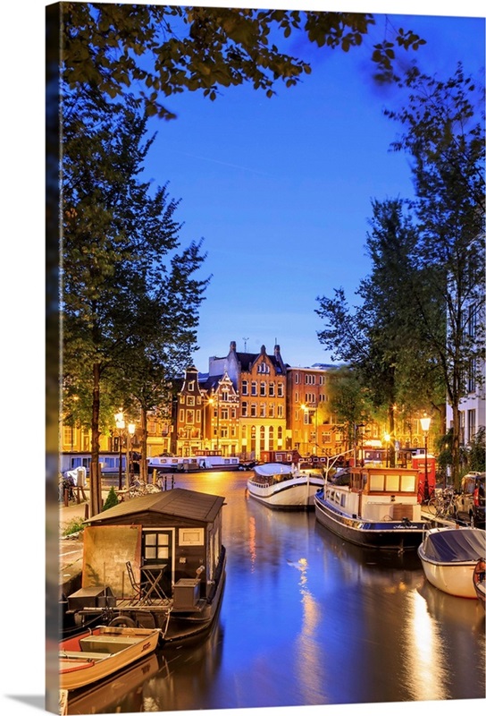 Netherlands, Benelux, Amsterdam, Groenburgwal Canal at night | Great ...