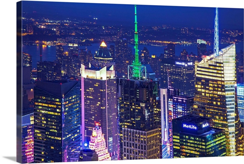 NYC, Times Square skyline with Conde Nast and Bank of America buildings ...