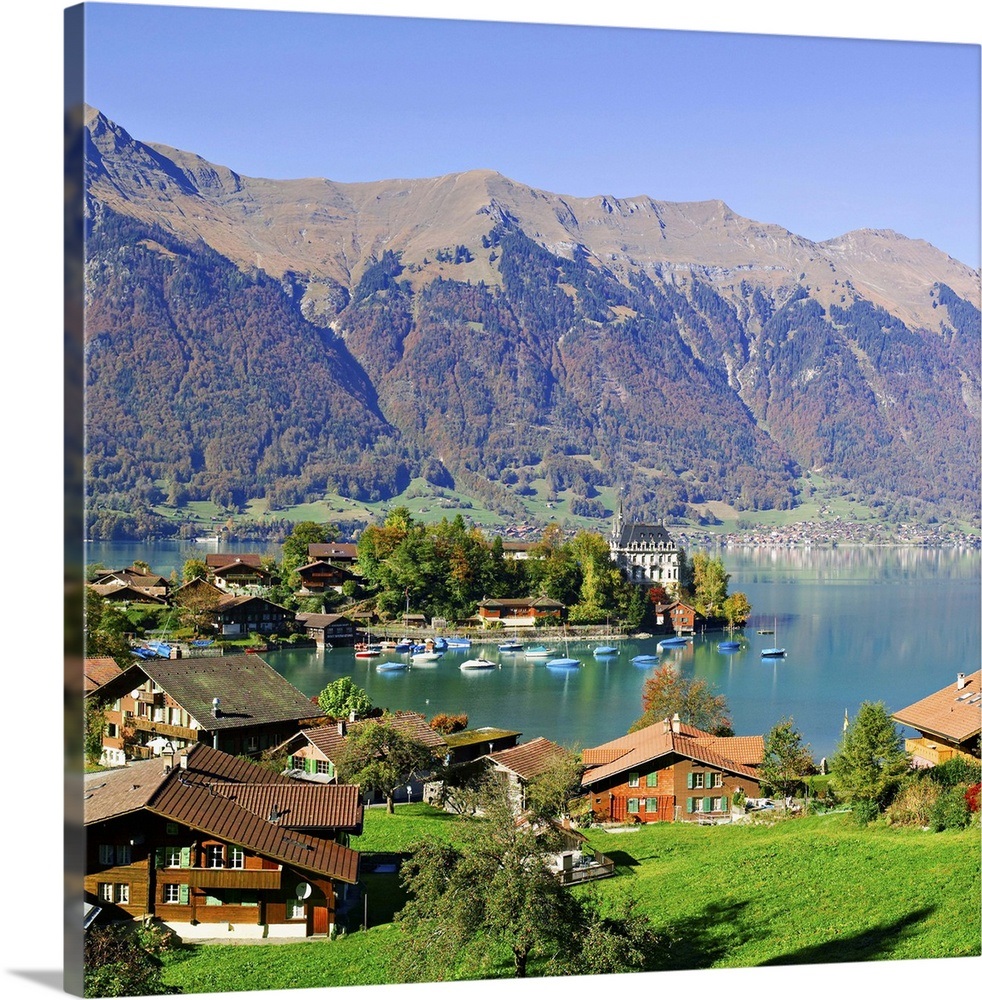 Switzerland, Bern, Berner Oberland, Lake Brienz, Iseltwald and lake ...