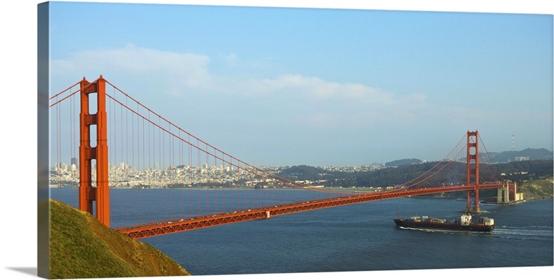 Container ship crosses under the Golden Gate bridge, San Francisco ...