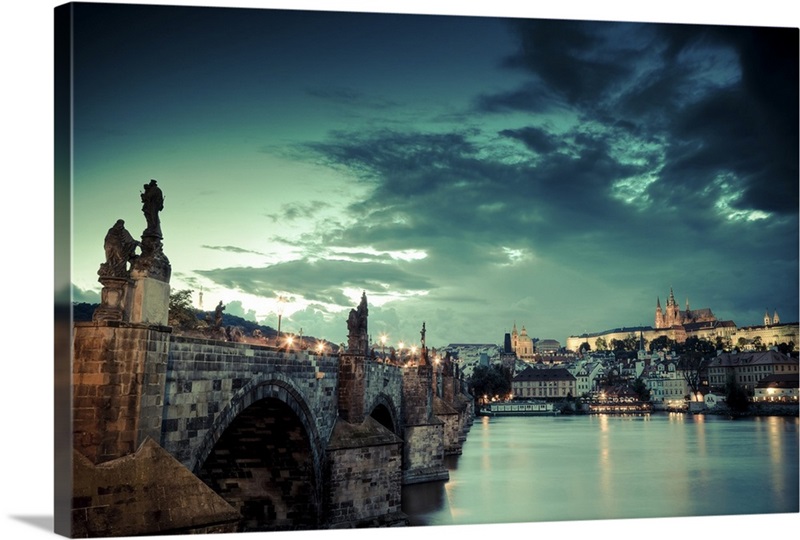 Czech Republic, Charles Bridge, Hradcany Castle and St. Vitus Cathedral ...