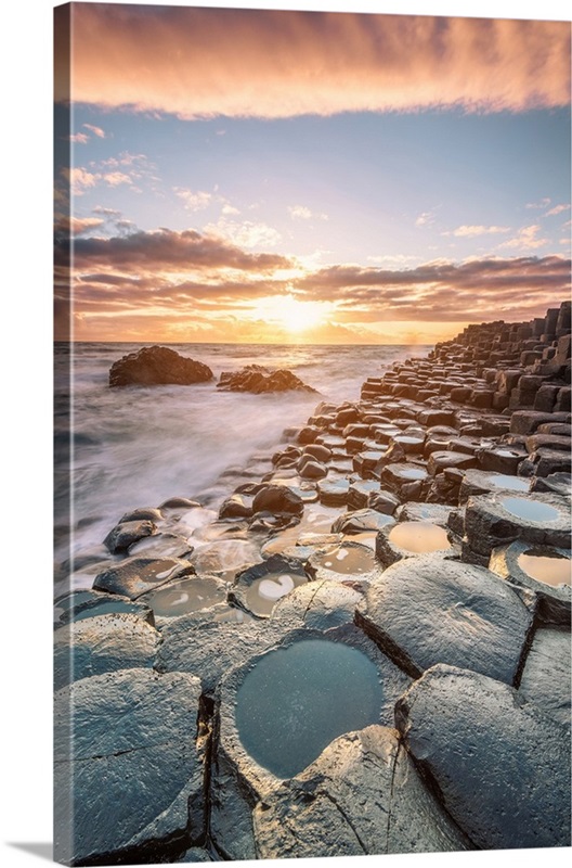 Giant's Causeway, Ulster region, Northern Ireland, Iconic basalt ...