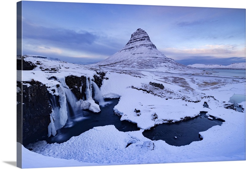 Kirkjufellsfoss Waterfall, Snaefellsnes Peninsula, Vesturland Region ...