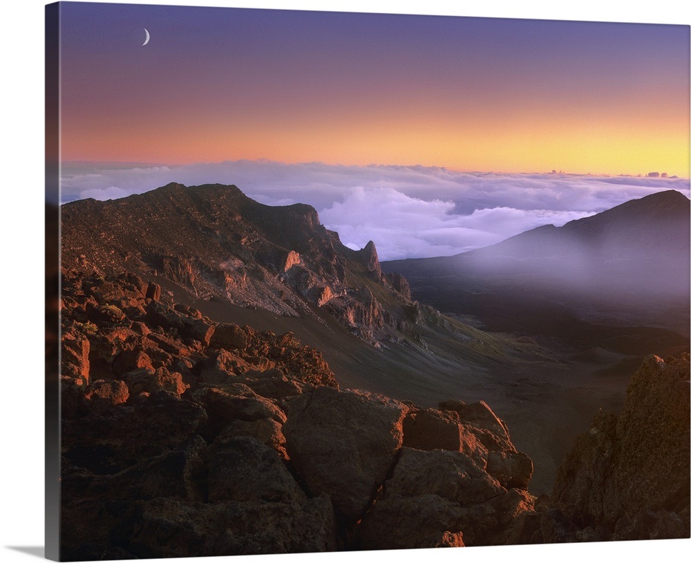 Sunrise and crescent moon overlooking Haleakala Crater, Maui, Hawaii ...