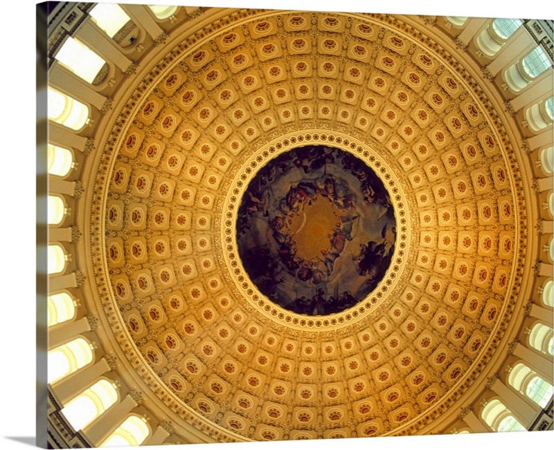 Architectural details of the ceiling of Capitol Building rotunda ...
