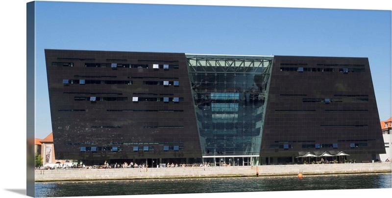 Black Diamond building of Royal Library at the waterfront, Copenhagen ...