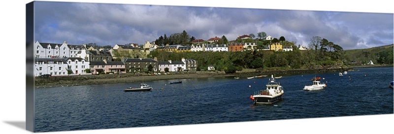 Buildings on the waterfront, Portree, Isle of Skye, Scotland | Great ...