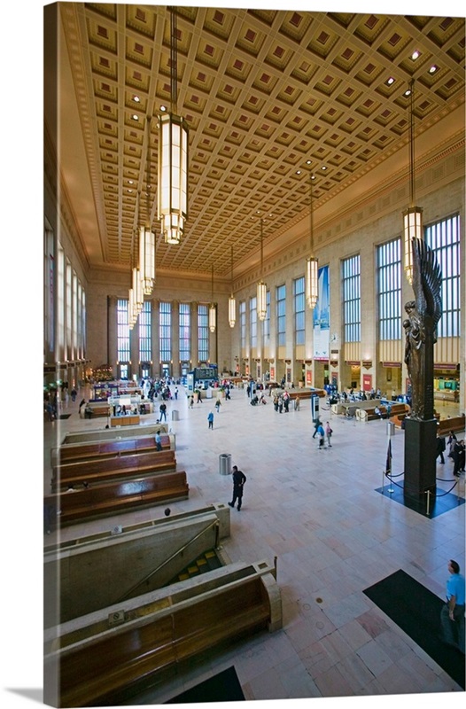 Interior view of 30th Street Station, AMTRAK Train Station in ...