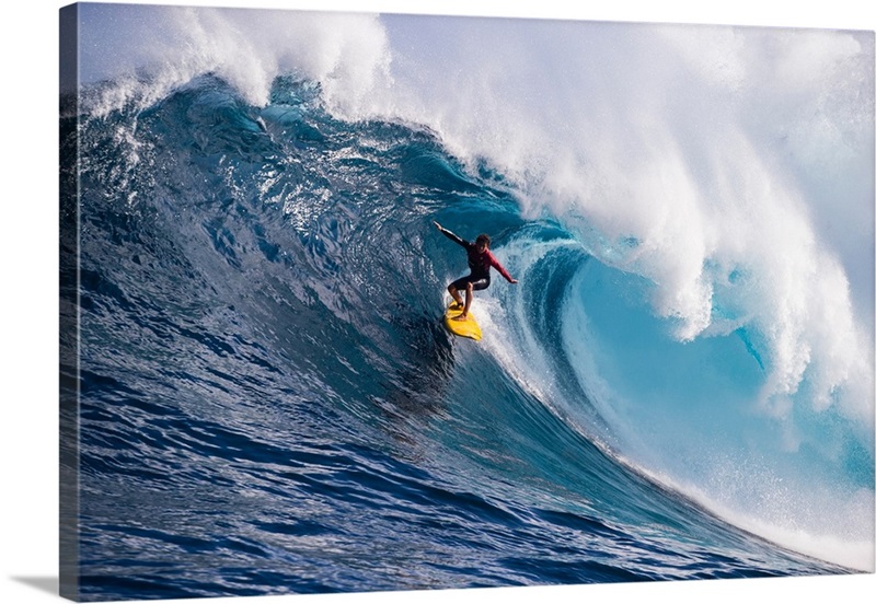 Male surfer surfing wave in Pacific Ocean, Peahi, Hawaii | Great Big Canvas
