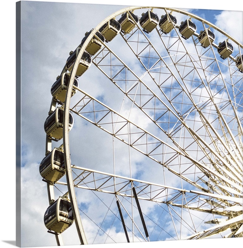 SkyView Atlanta, a giant Ferris Wheel in Centennial Park, against a ...
