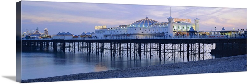 The beach and Palace Pier, Brighton, East Sussex, England, UK | Great ...