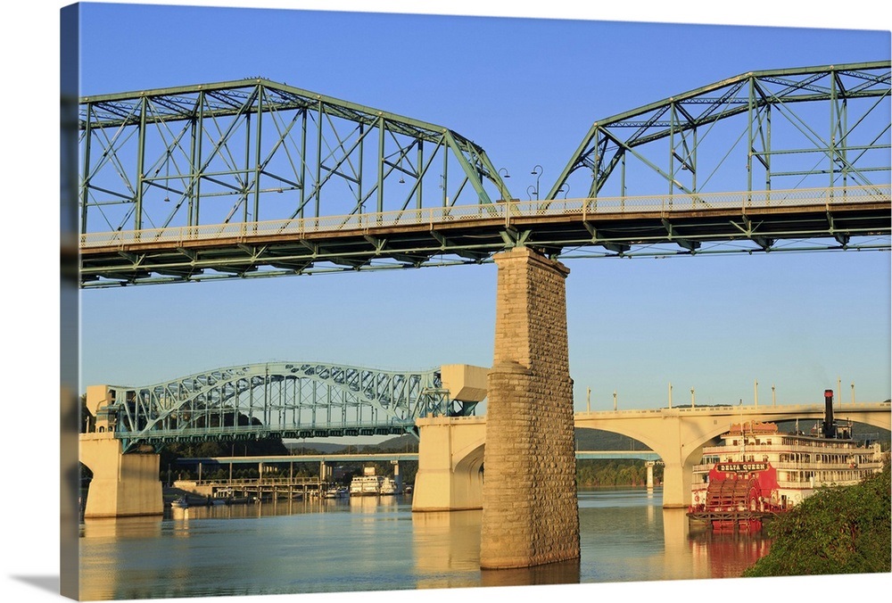 Walnut Street Bridge and Tennessee River, Chattanooga, Tennessee Wall ...