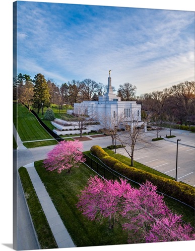 Winter Quarters Nebraska Temple, Spring Purple, Omaha, Nebraska | Great ...
