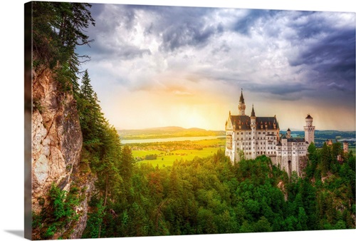 Neuschwanstein Castle in the Bavarian Alps at sunset, Germany | Great ...