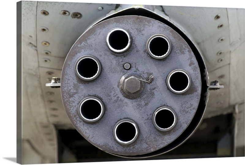 Close-up of the GAU-8 Avenger gun on an A-10A Thunderbolt II | Great ...
