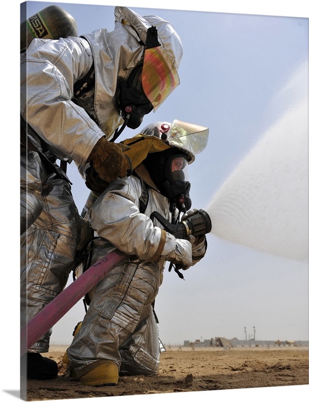 Firemen learn how to effectively work together during an emergency ...