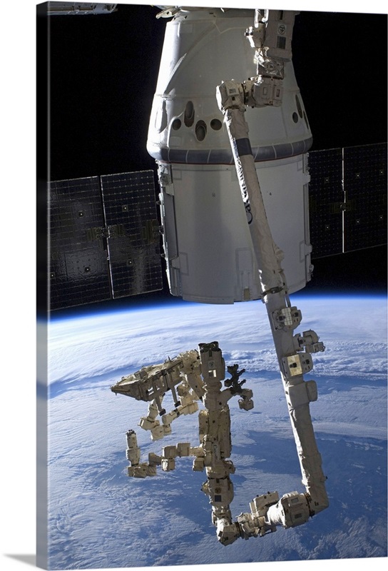 The SpaceX Dragon commercial cargo craft berthed to the ISS | Great Big ...