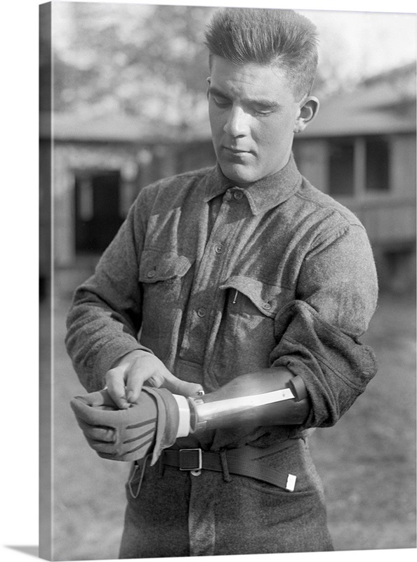 A veteran of World War I wearing a prosthetic arm, 1917 | Great Big Canvas