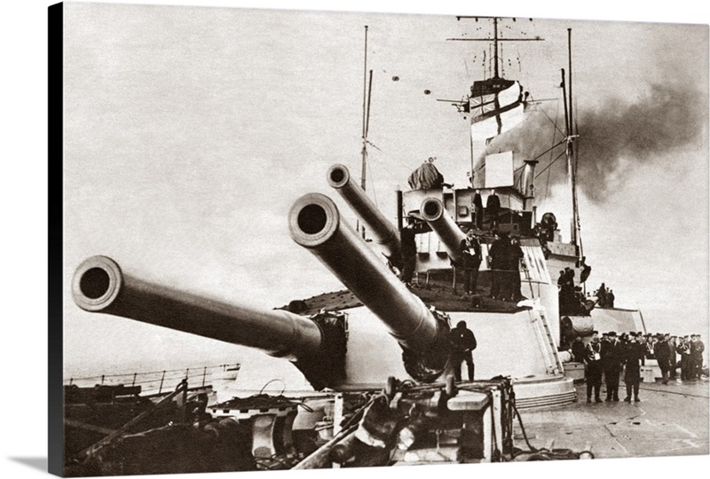 The H.M.S. Hercules, a Colossus-class battleship of the Royal Navy ...